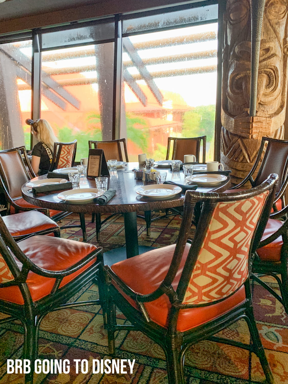 Breakfast at Ohana with Lilo and Stitch -- Ohana Breakfast Review | brb ...