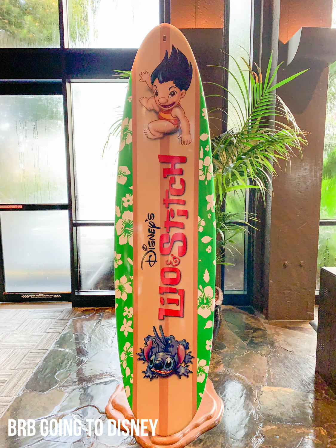 Breakfast at Ohana with Lilo and Stitch -- Ohana Breakfast Review | brb ...